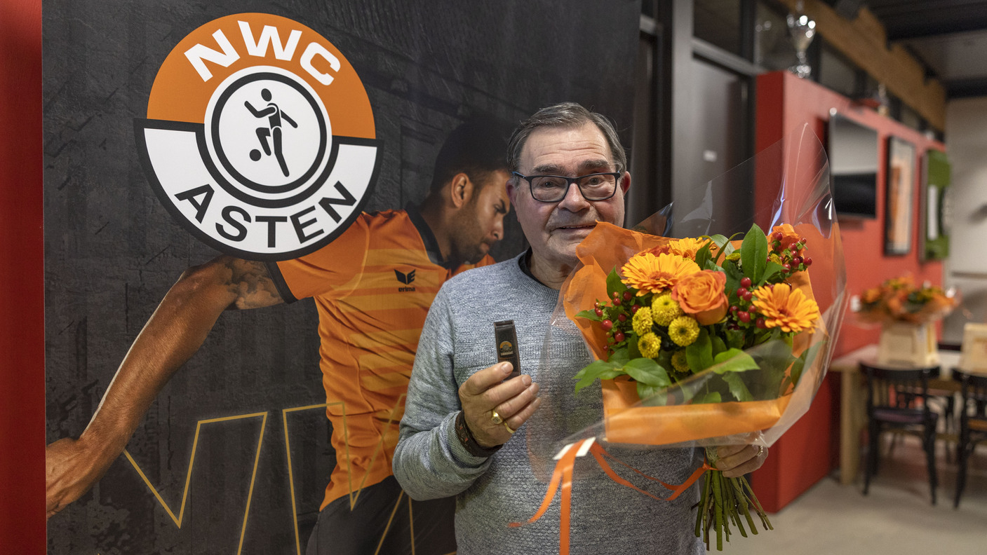 Jubilarissen NWC in het zonnetje gezet | Voetbalvereniging N.W.C. Asten